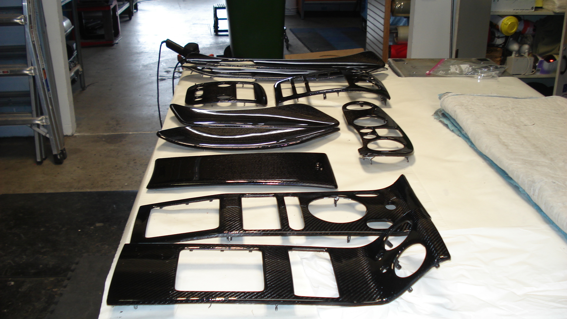 HOT PRESS PROCESSING | FINISHLINE ADVANCED COMPOSITES